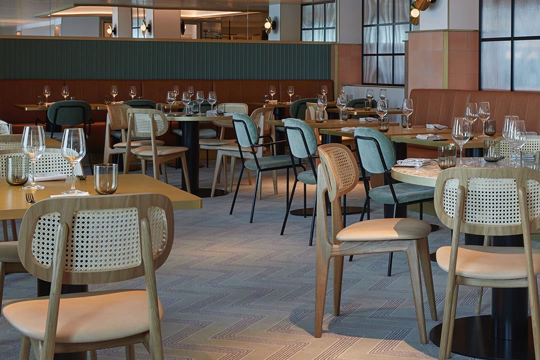 Resilient Lady Cruise Ship Details | RCI Cruise